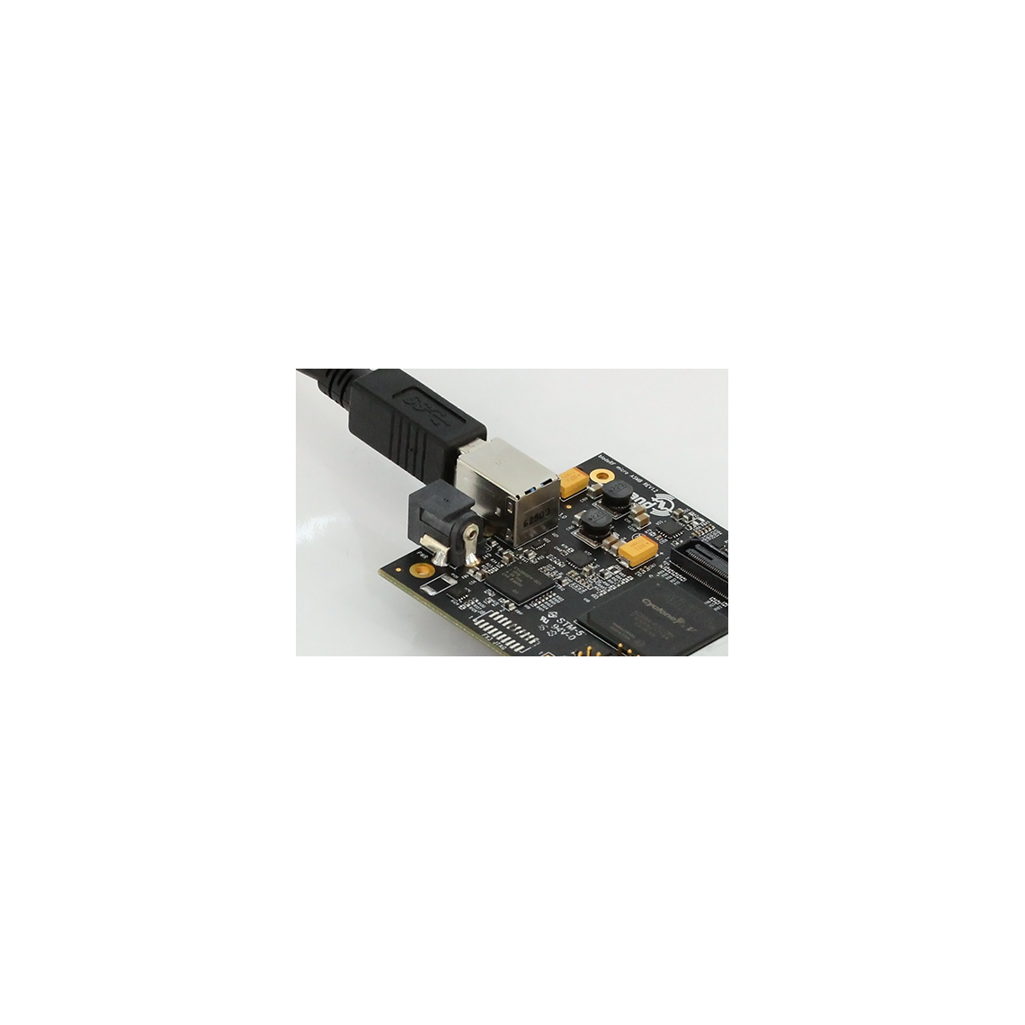 bladeRF 2.0 micro xA9 THERMAL 47MHz–6GHz SDR